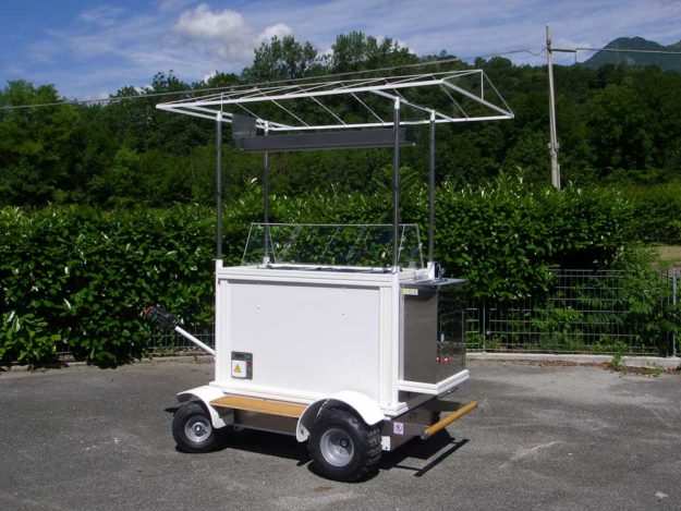 Veicolo Elettrico Vendita Ambulante Gelato Street Food - ICECAR Belluno Veicolo Elettrico Vendita Ambulante Gelato Street Food - ICECAR Belluno